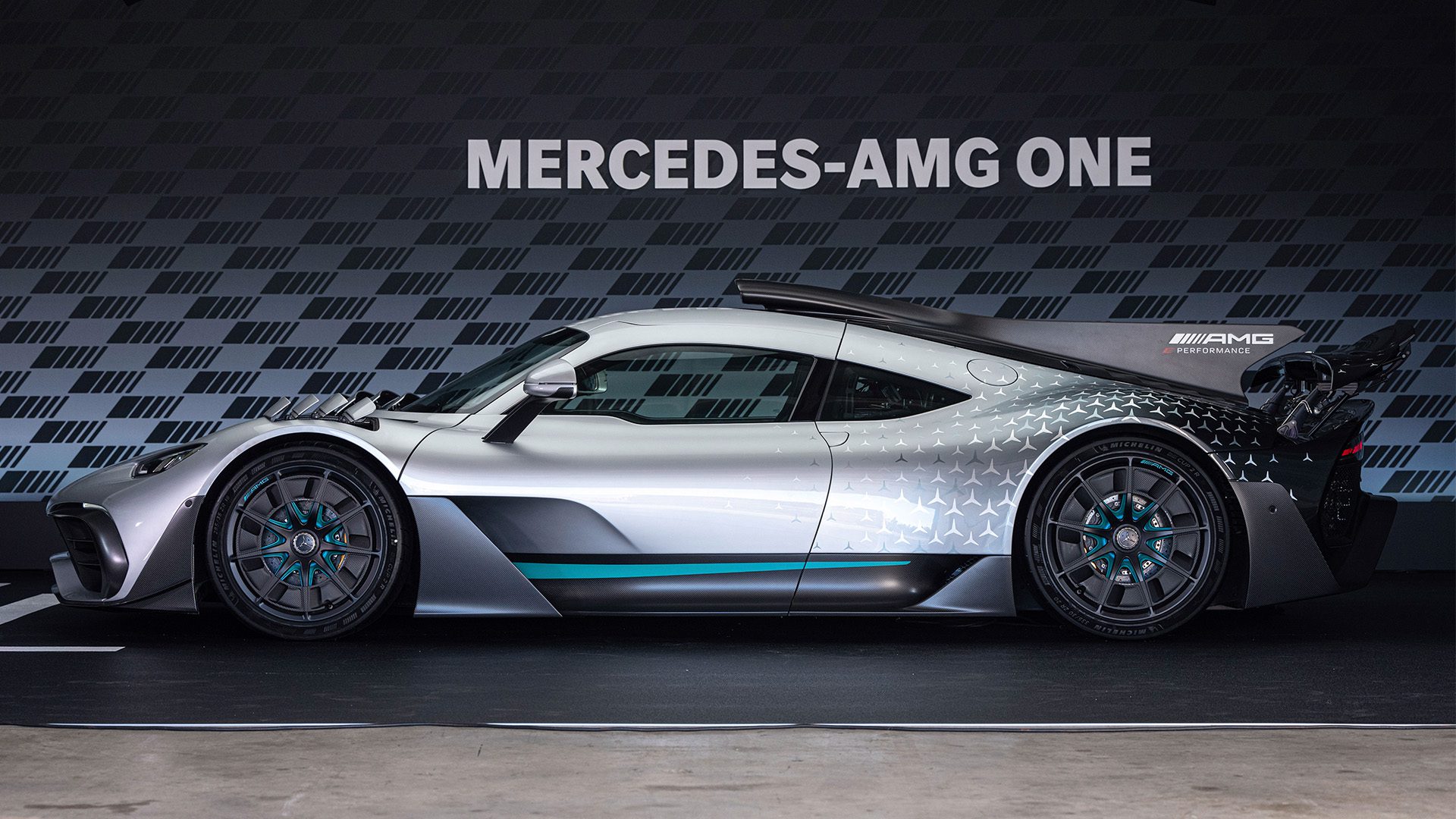 Multimatic | 轻量化解决方案